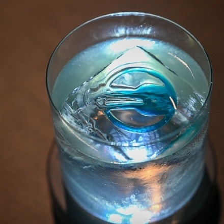 "Drink Planet" is a media that delivers cocktail recipes from top bartenders and the evolving ...